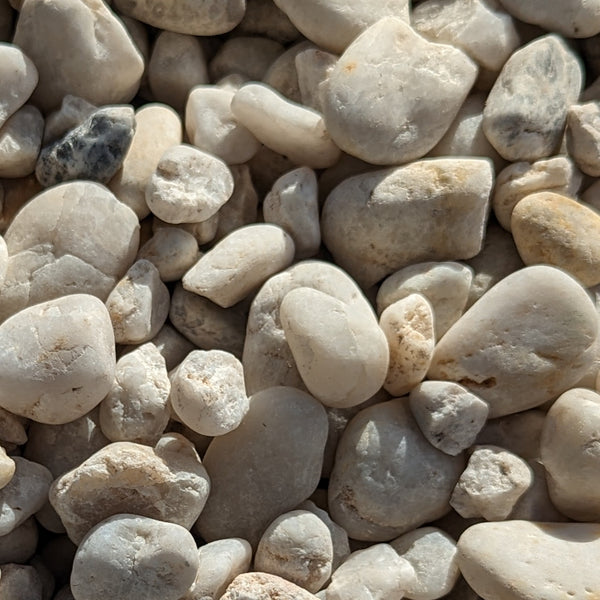 Pebble Cowra White 40-60mm 20kg – Altra Nursery